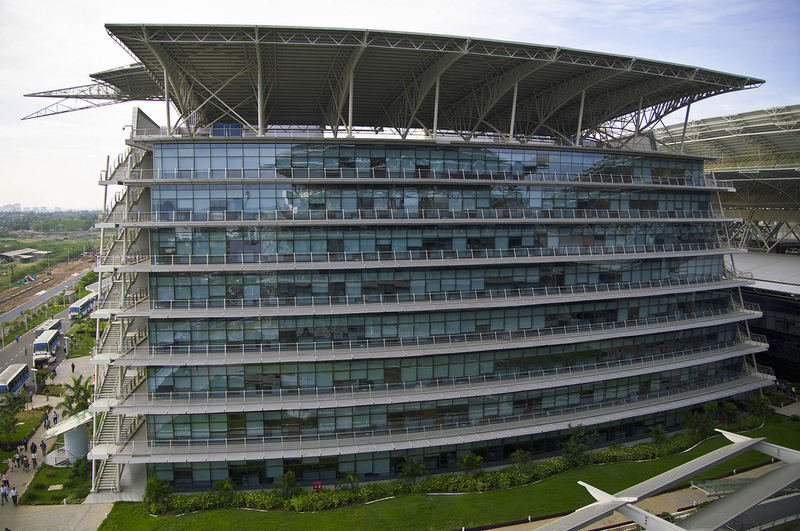 Photographs of largest corporate IT campus in India, TCS Siruseri ...