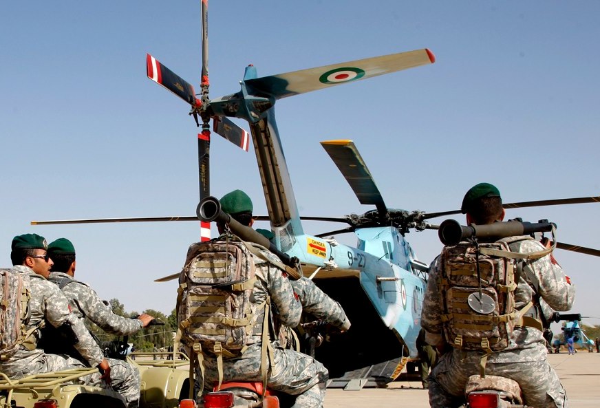 Iranian Navy's Sikorsky CH-53 Sea Stallion Helicopters in Action ...