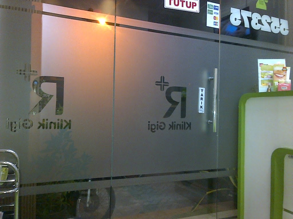 STICKER KACA APOTEK, KLINIK, RUMAH SAKIT - Radja Sticker