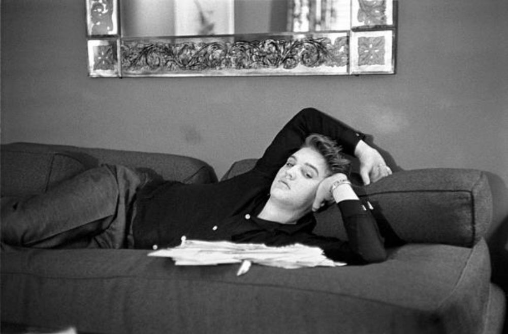 Elvis Presley Reading Fan Mail in His Suite at the Warwick Hotel in New ...
