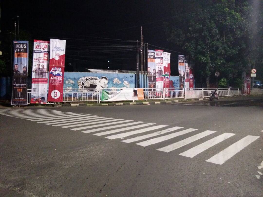 Jasa Pasang Banner Murah