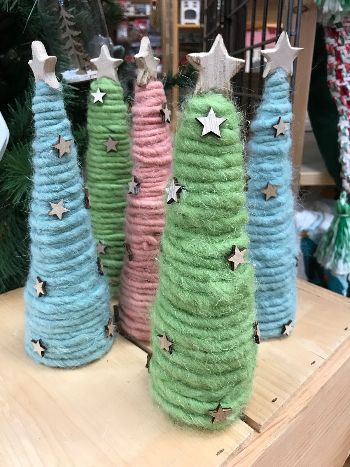 blah to TADA!: A Snack and a Craft : Christmas Trees