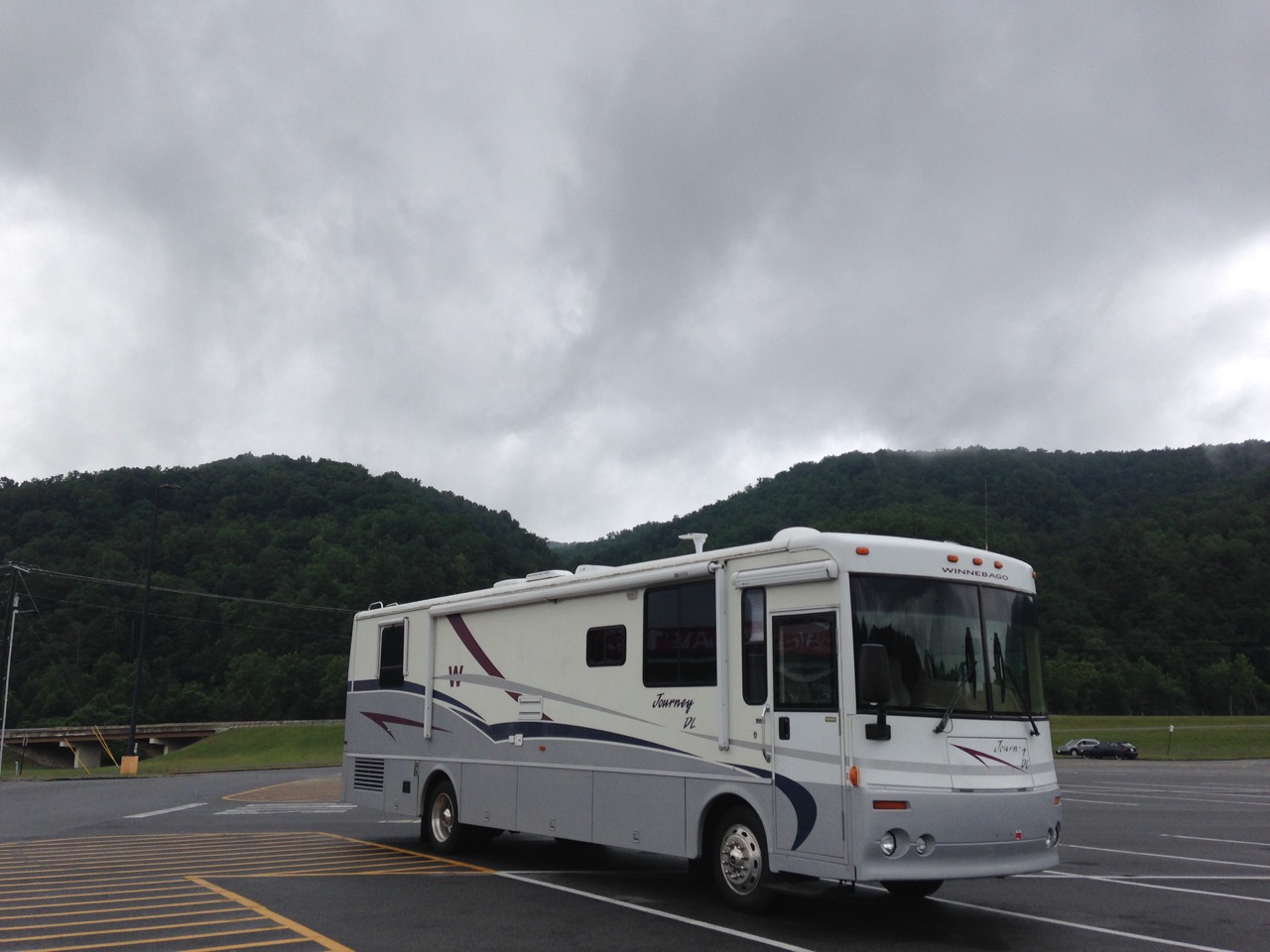 Planes, boats and bicycles--sv & rv Odin: Our first driveway