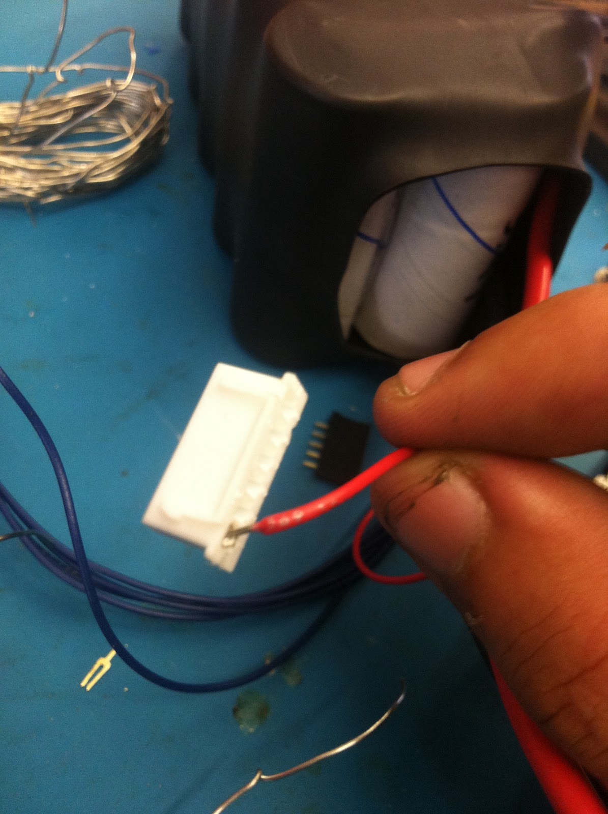 A Procrastinator's Playground: How to Make a Battery Pack