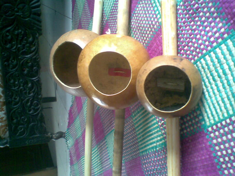 Berimbau Musical Instruments from Brazil - Free Music Lessons - All ...