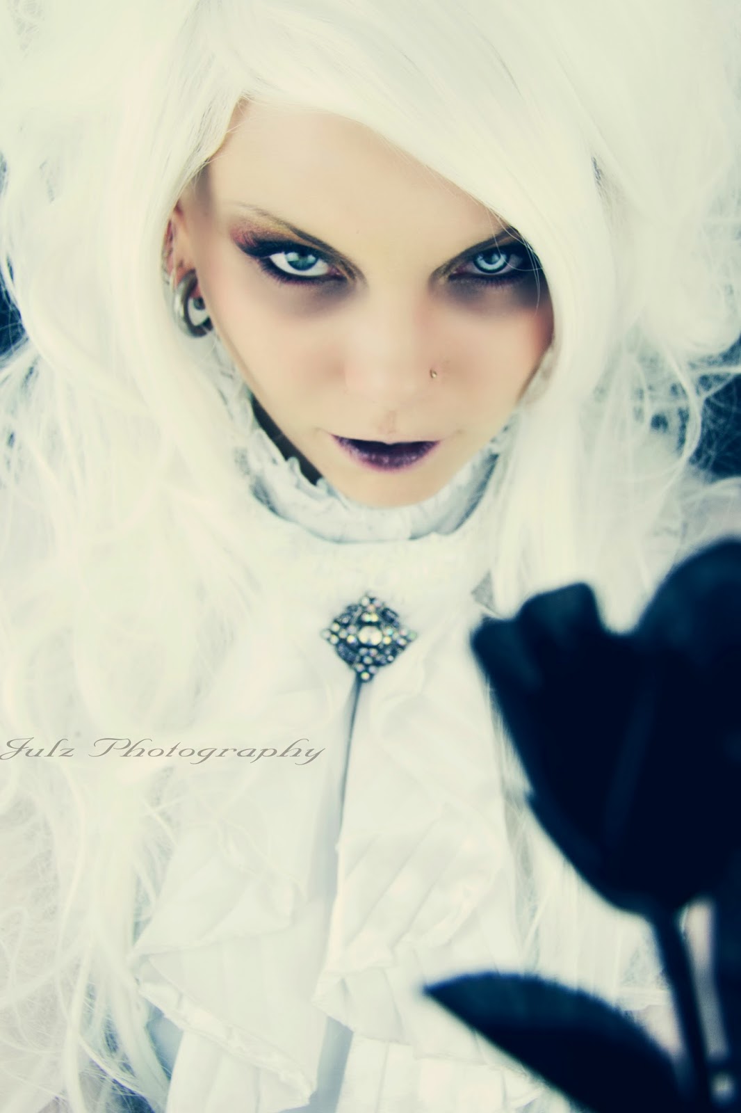 Julz Photography: Miss Twisted﻿