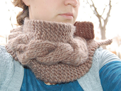 tinkerknits: Cabled Mini Scarf Pattern