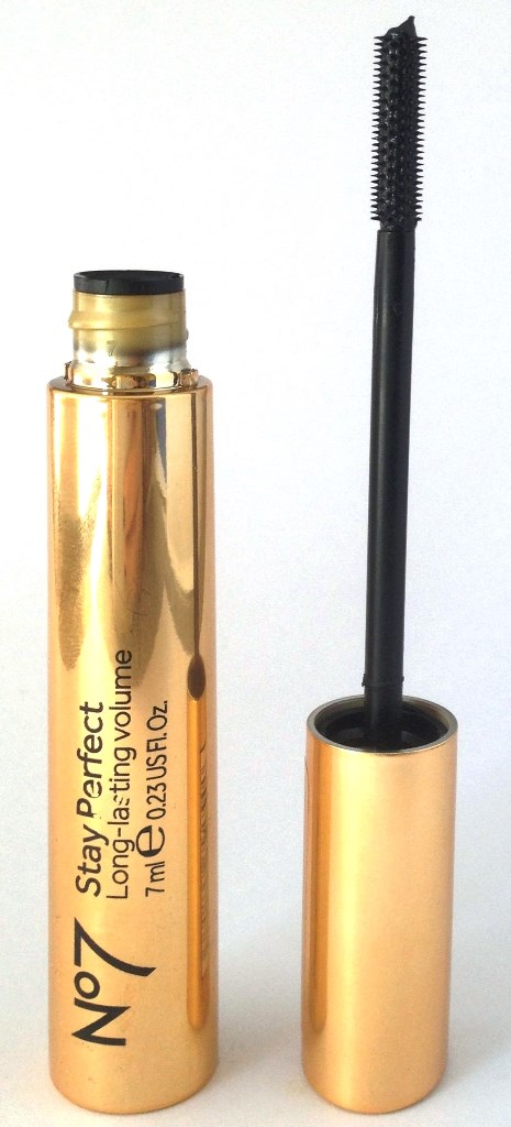 BeautySwot: No7 Stay Perfect Long Lasting Volume Mascara - Review