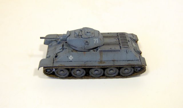Gulumik Military Models: T-34/76 L11 German Captured 1/72 UM - Gallery