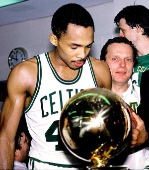 Today in Celtics history: Henderson steals the ball!
