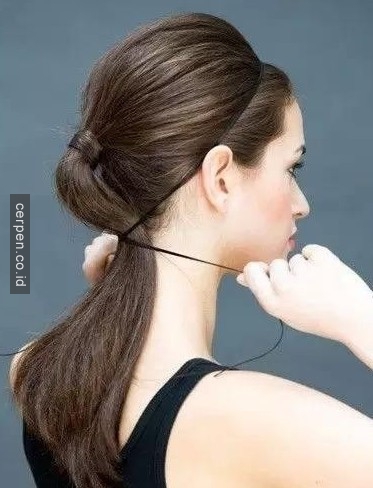 Trik Kuncir Rambut yang Harus Dipelajari, Fashion nan Cute! - Bagikan ...
