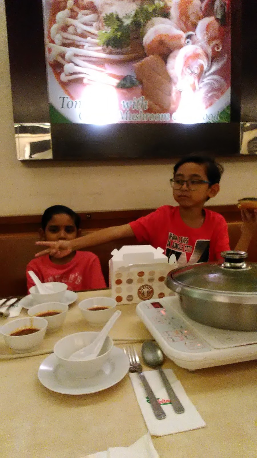 Dieyana: Johnny's di AEON Alpha Angle, Wangsa Maju