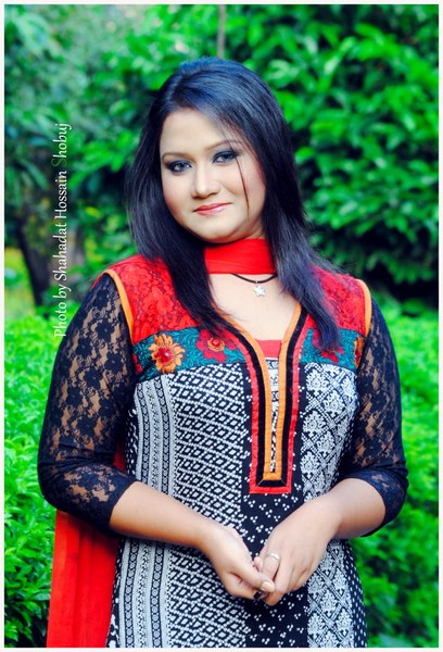 ANYIMG: Bangladeshi Singer Janita Ahmed Jhilik