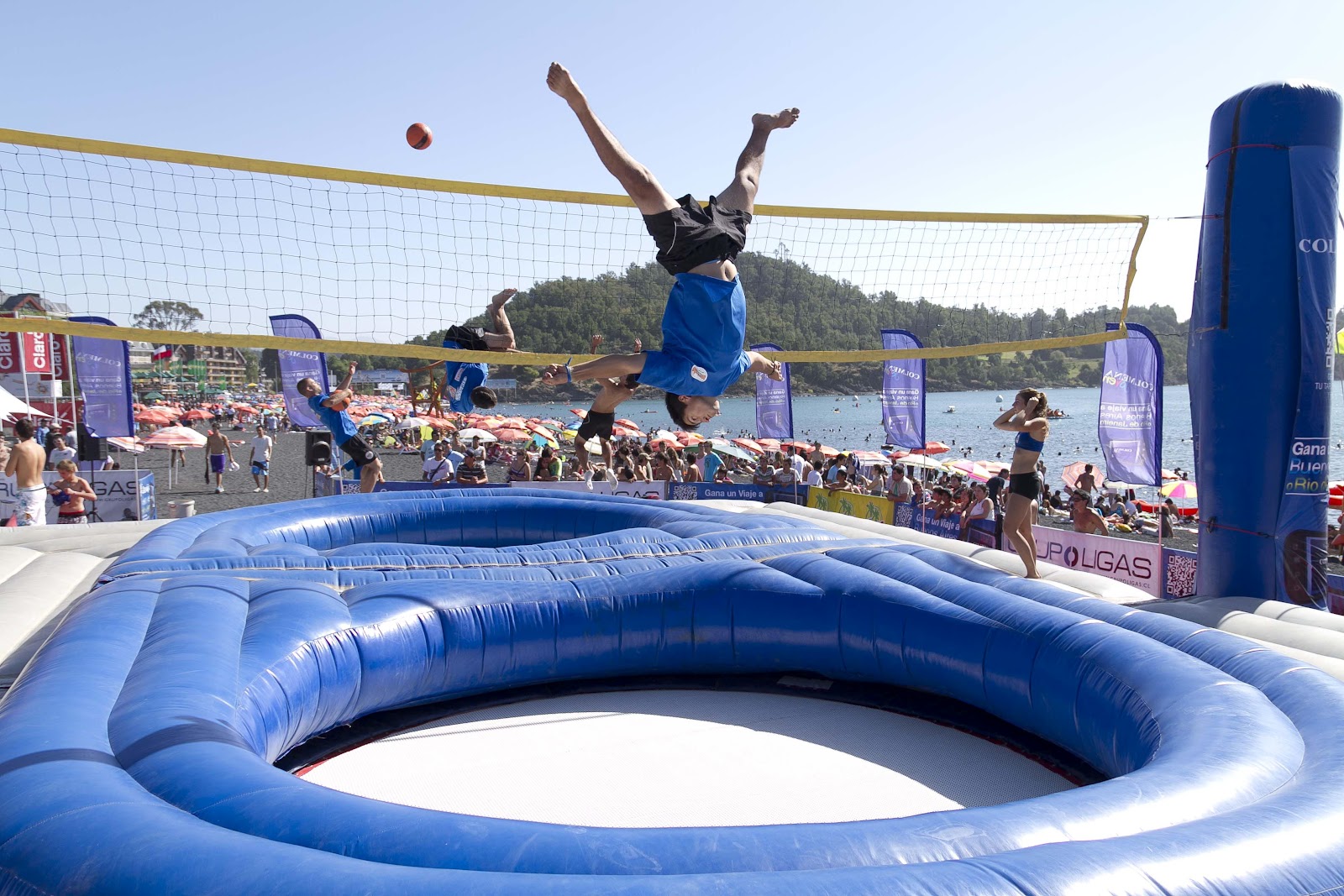 .: Enlaces de Bossaball