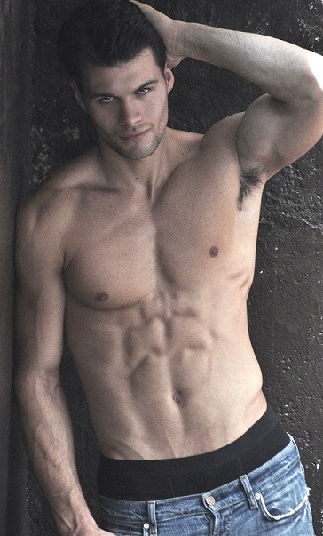 DAVID DUST: Featured Model - Mike Keute