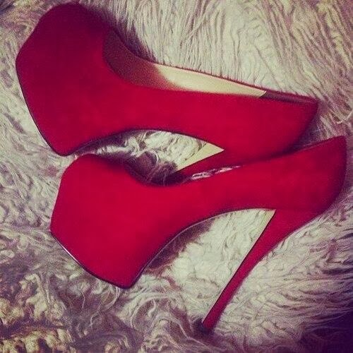 Aló mujer : Tacones rojos