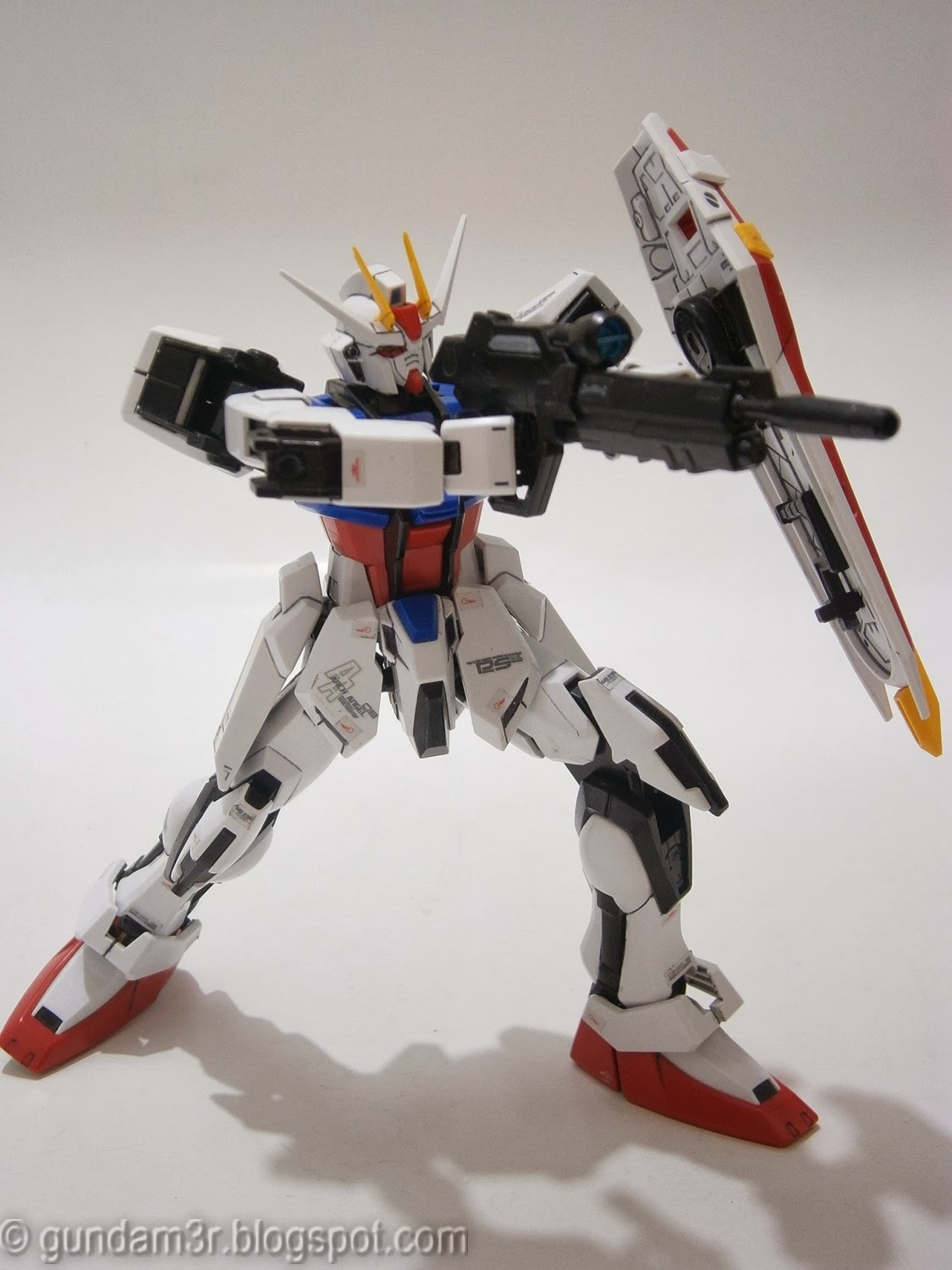 Launcher/Sword Strike Gundam MG Review Part 2