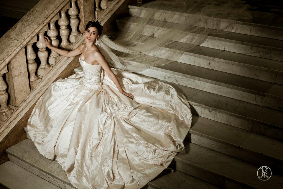 La Bitacora De L.A.V.: La Nueva Colección de Maritza Mendoza Atelier