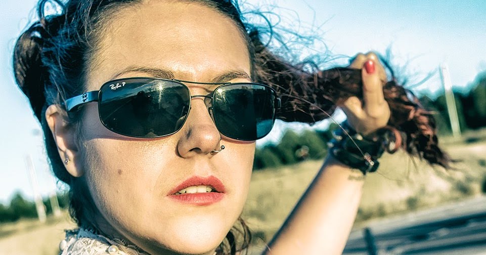 QLIO.ORG - FOTOS: Sesion Moto Isa