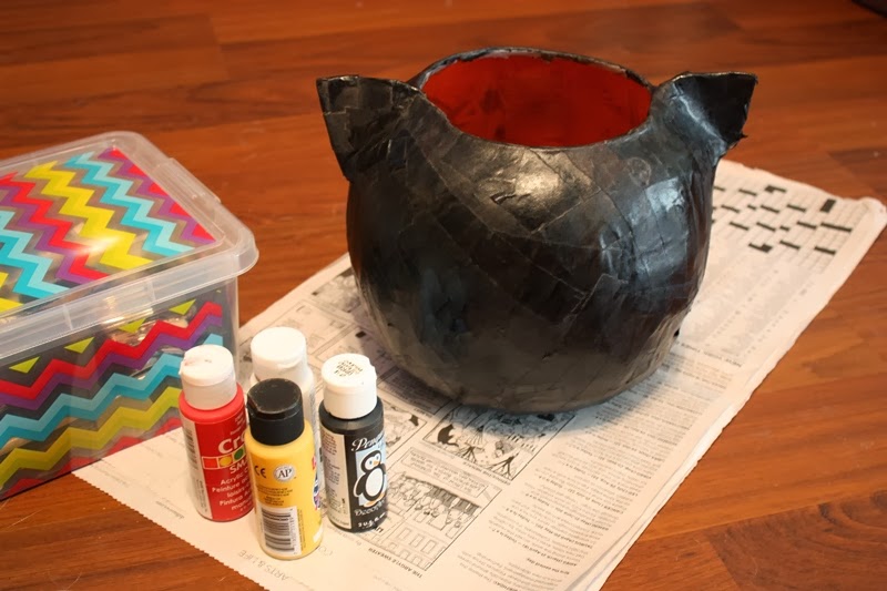 Christy Robbins: Vintage Cat Pail