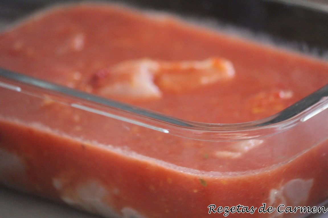 Pollo con salsa de naranja y achiote