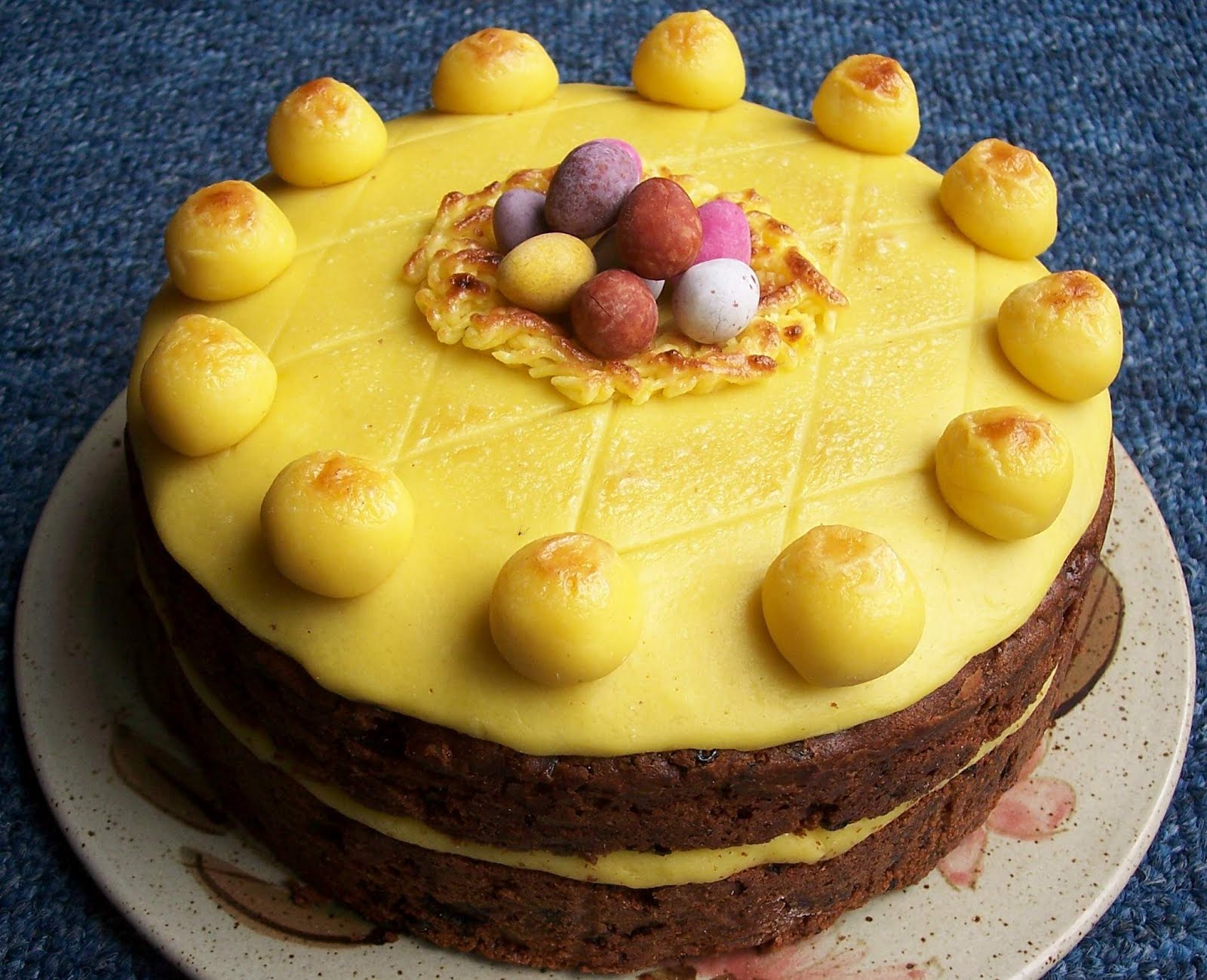 Delicious Simnel Cake Ideas, Simnel Cake Decorations | Food and drink