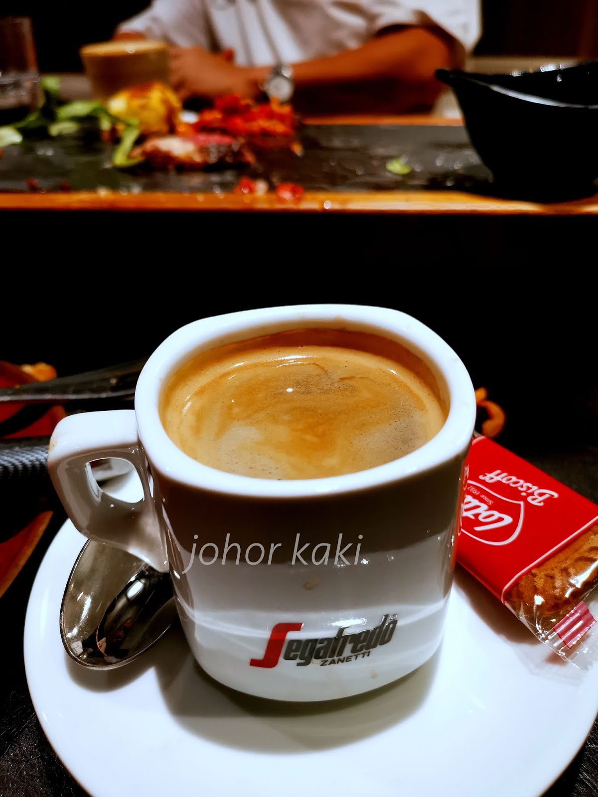 Collin's Gastro Dining @ Funan Singapore. Now Everyone can Chiak Ang ...