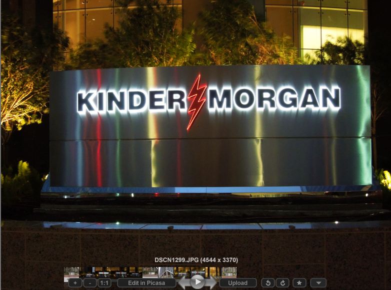 Houston in Pics: Kinder-Morgan signage on Downtown-Houston Office Tower
