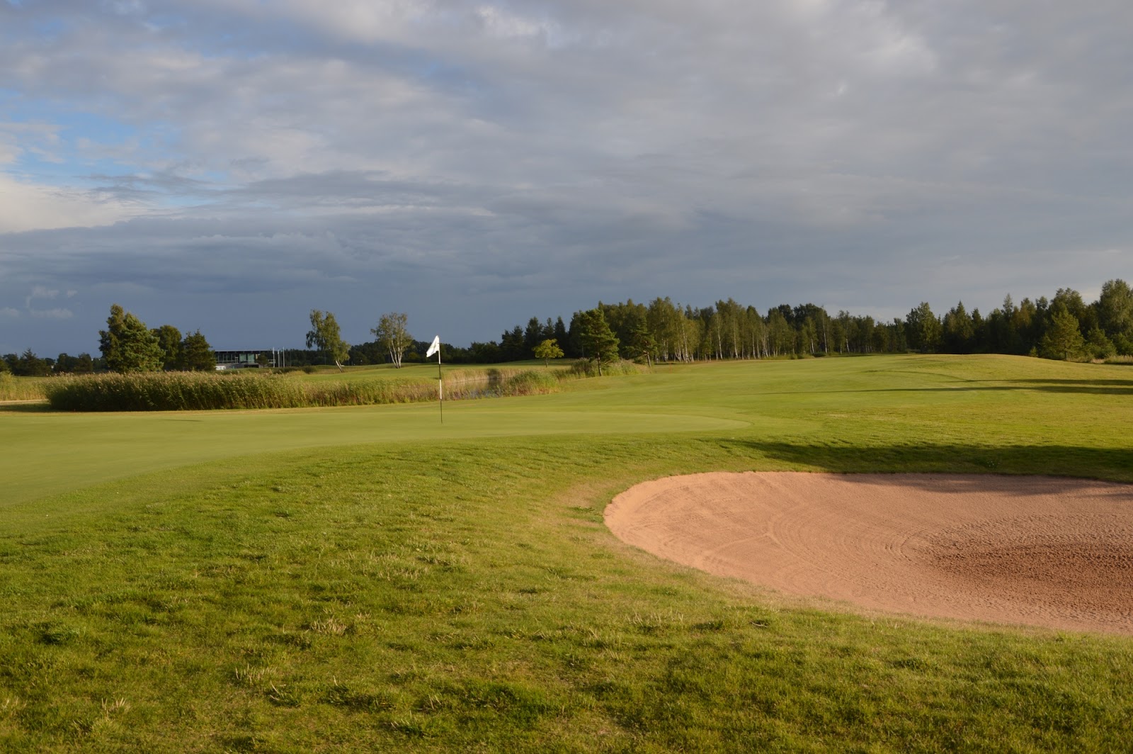 Resebloggen Grr: Estland - Konservburken öppnad för golf- och SPA- turism
