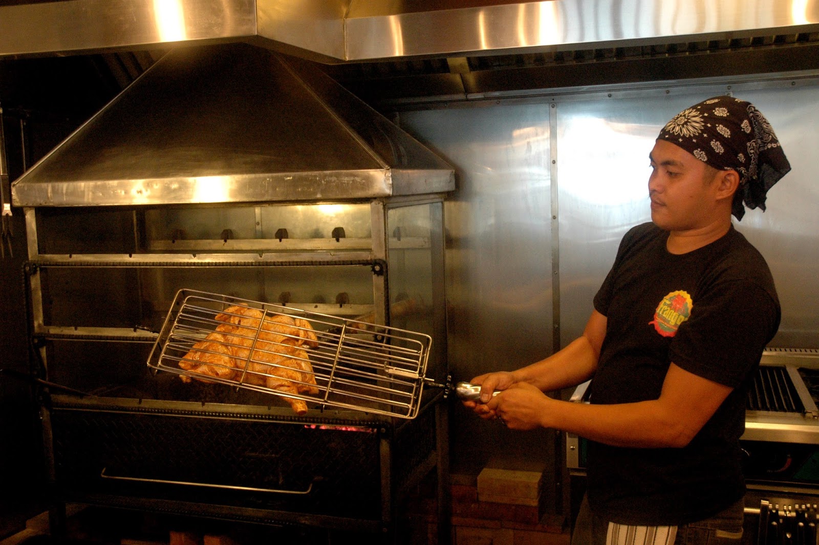 DUDE FOR FOOD: Frangos Portuguese Style Chicken: From Weekend Market ...