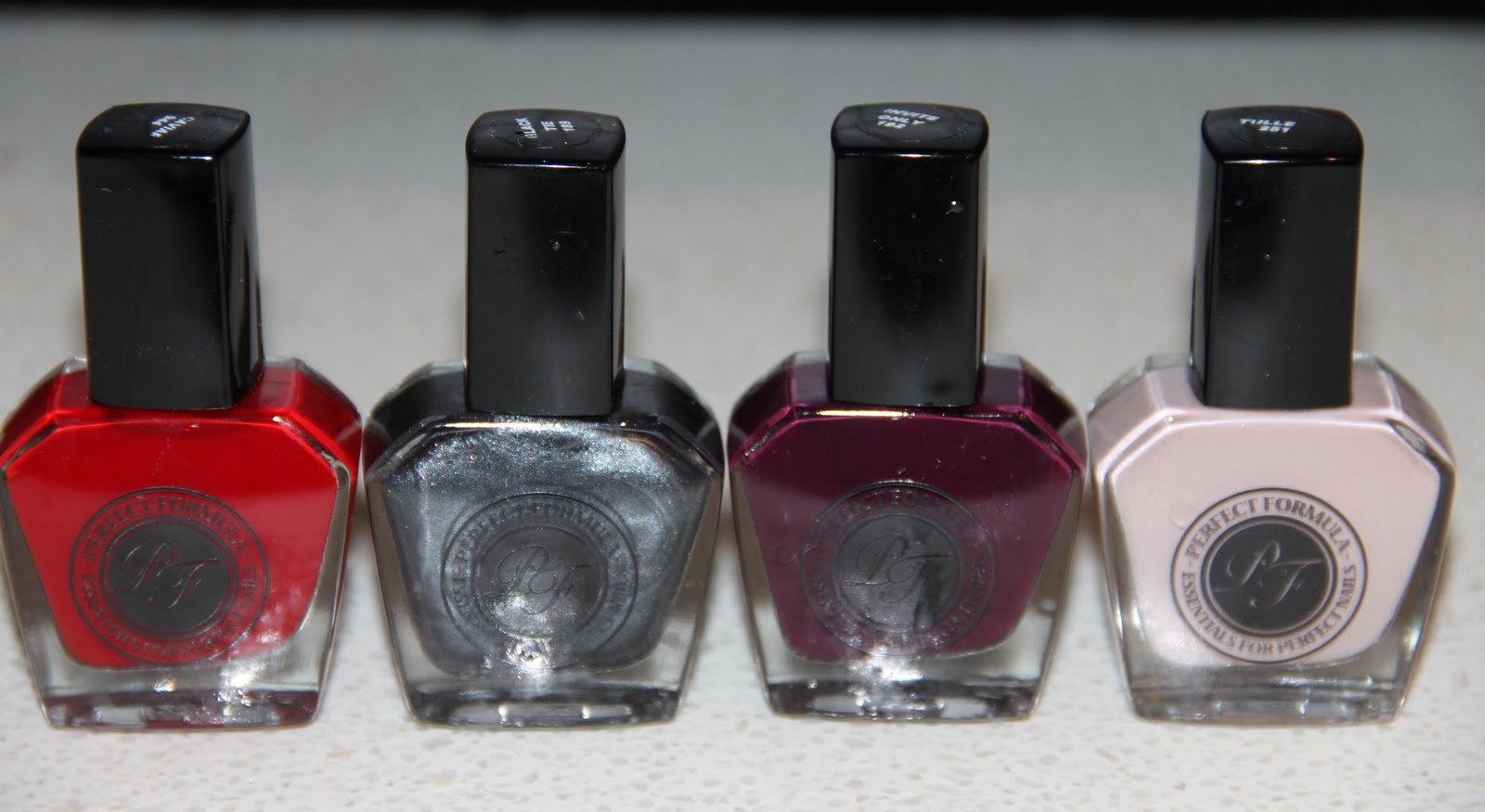 Beauty Logic: Perfect Formula Winter 2011 Nailpolish Collection