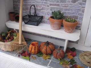 miniatyrmama: The Autumn Roombox