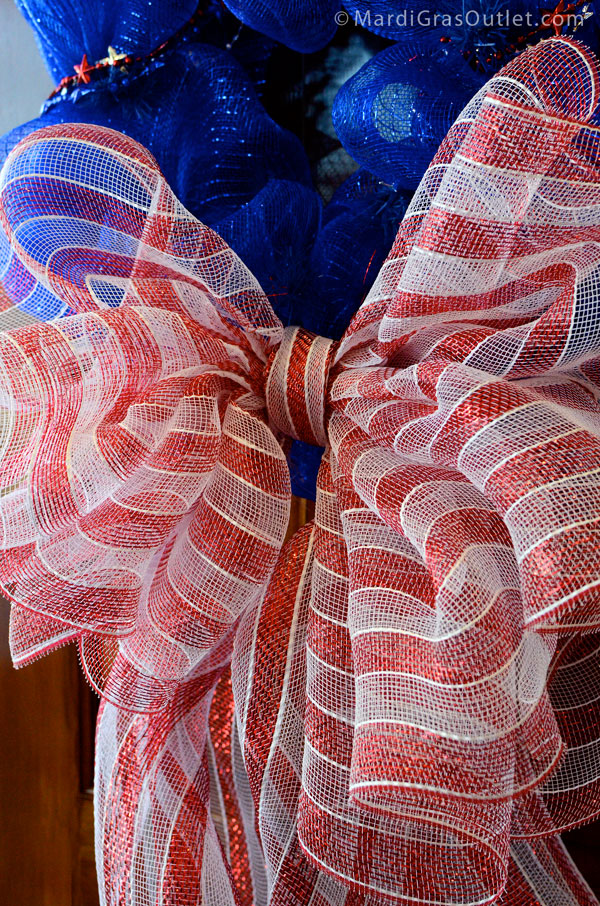 Party Ideas by Mardi Gras Outlet: Patriotic Wreath Tutorial with Deco Mesh
