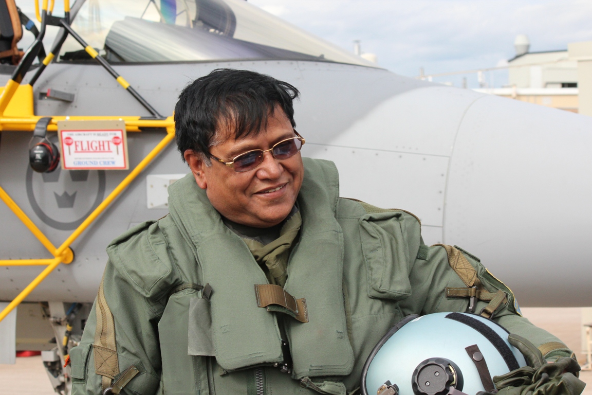 DRDO Chief Takes A Spin In A Gripen - Livefist