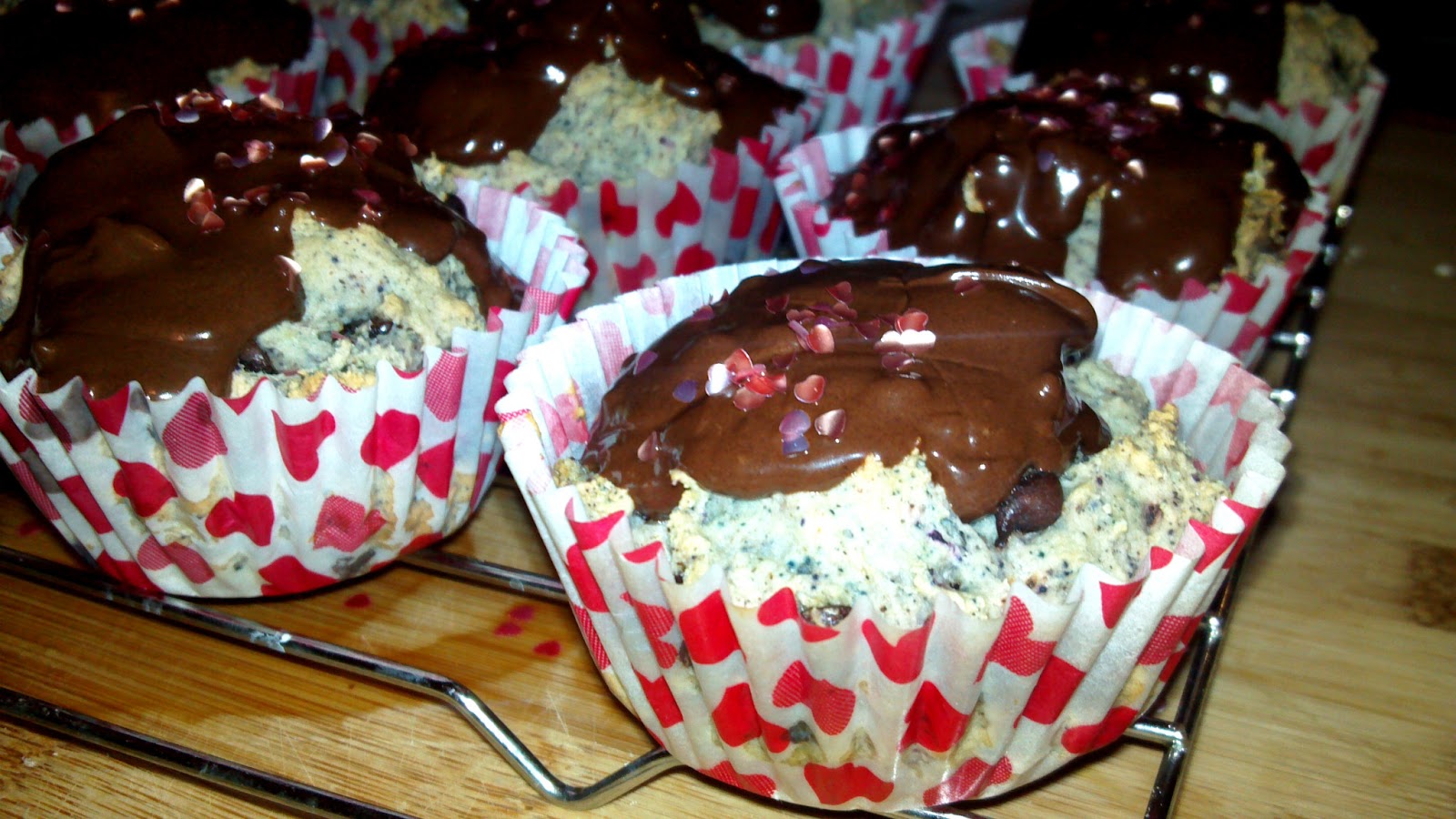 Rebecca's Amazing Creations: Chocolate Hibiscus Muffins