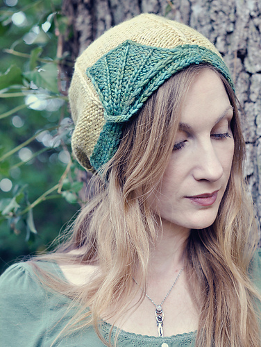 Miss Julia's Patterns: Free Patterns - 10 More Easy Cloche Hats to Knit