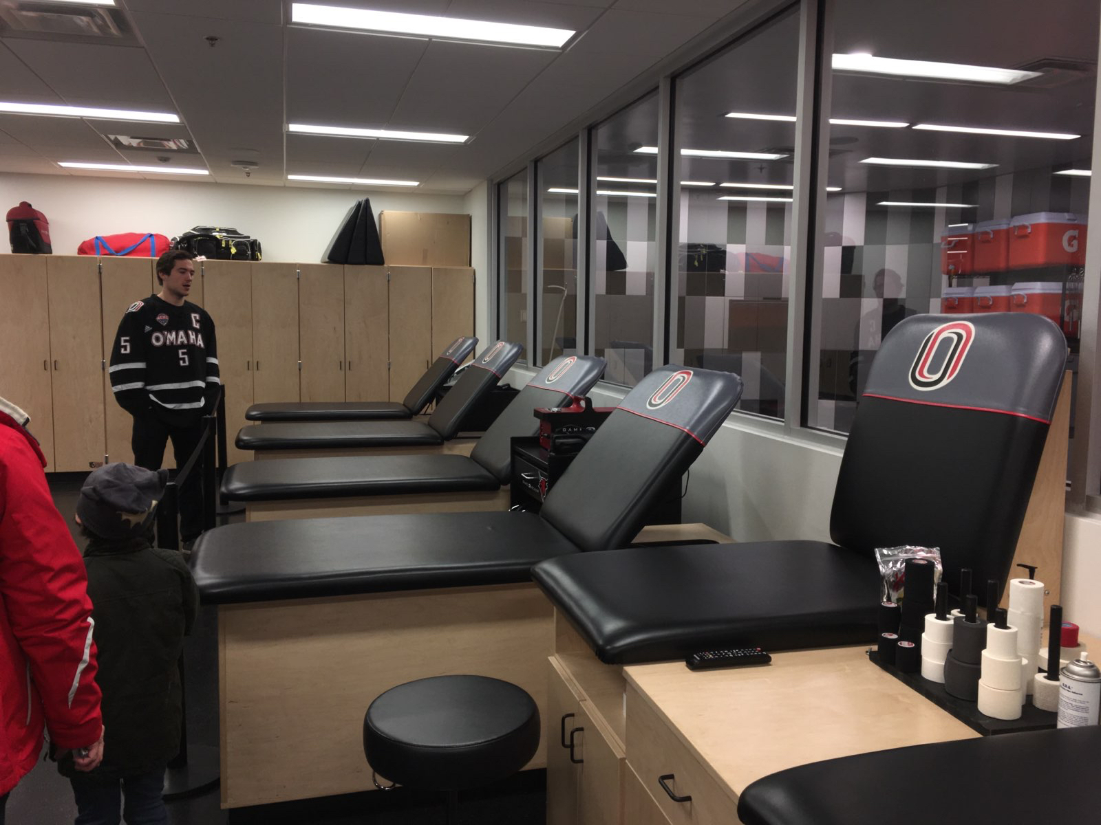 Jon Crunch: 2018 Skate With The Mavs (Includes Locker Room Tour Pics)