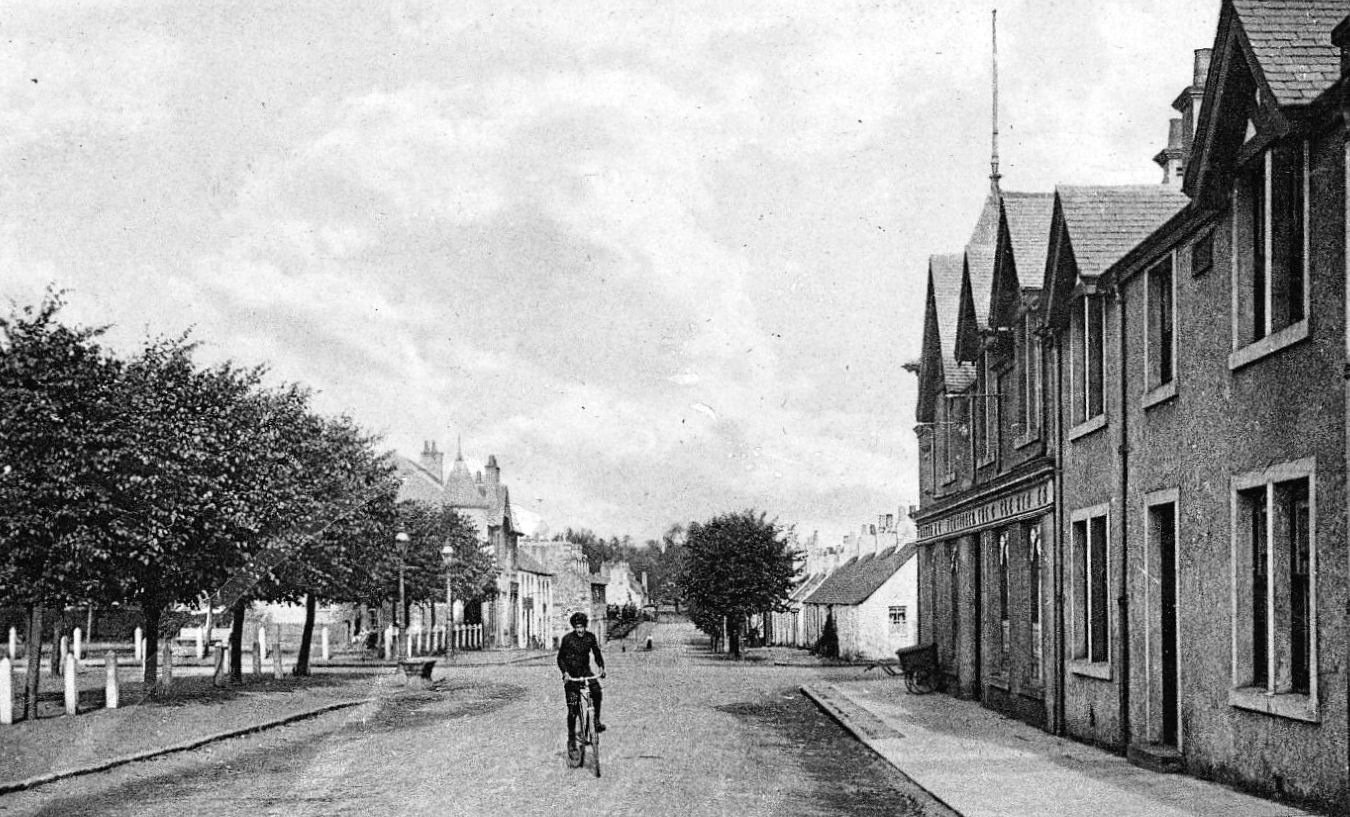 Tour Scotland: Old Photograph Duchess Street Stanley Perthshire Scotland