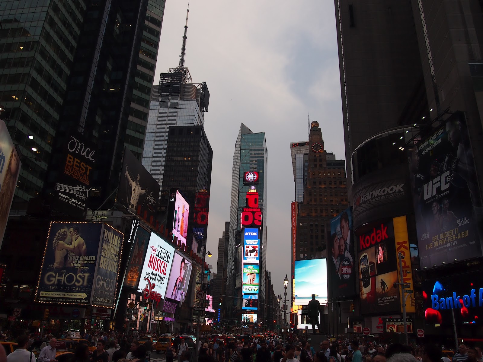 Black Swamp Cornucopia: American Girl Place, Rockefeller Center, Times ...