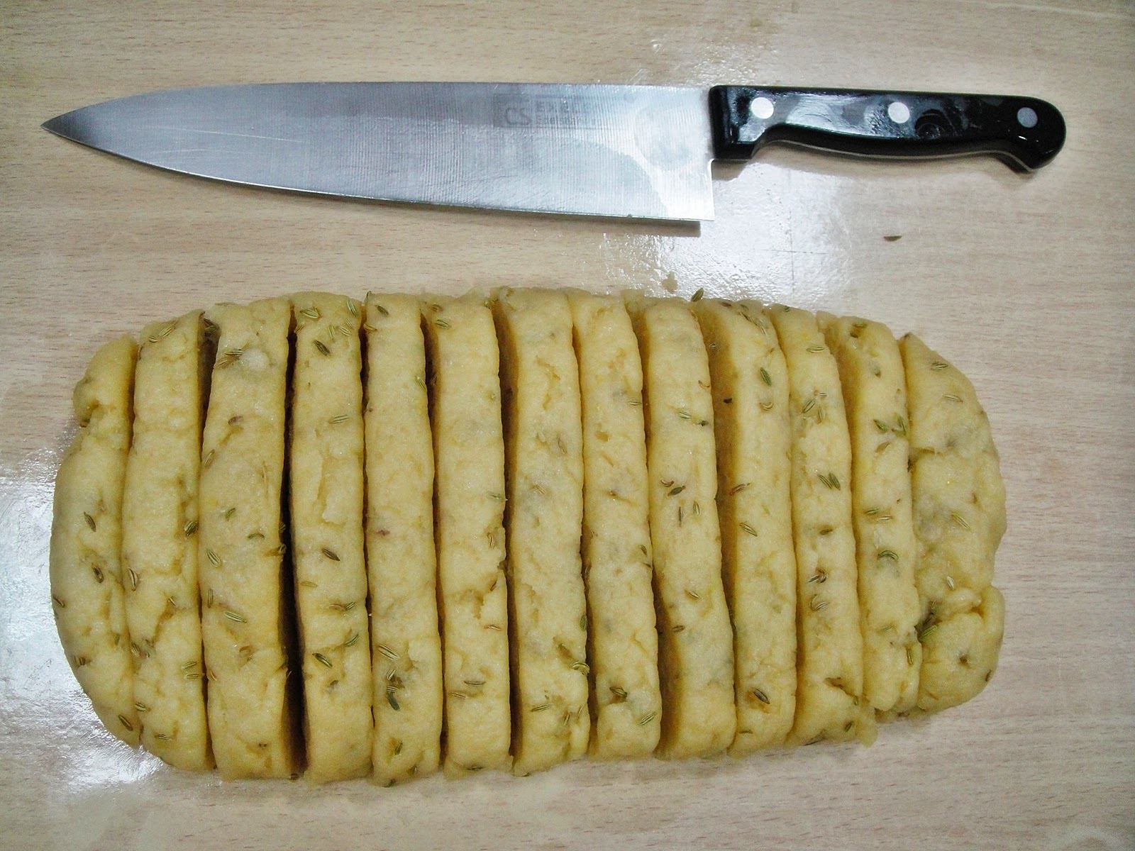 Maryam's Culinary Wonders: 649. Algerian Kaak