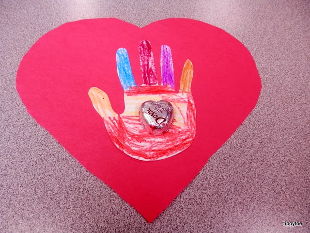 Tippytoe Crafts: Handful of Love