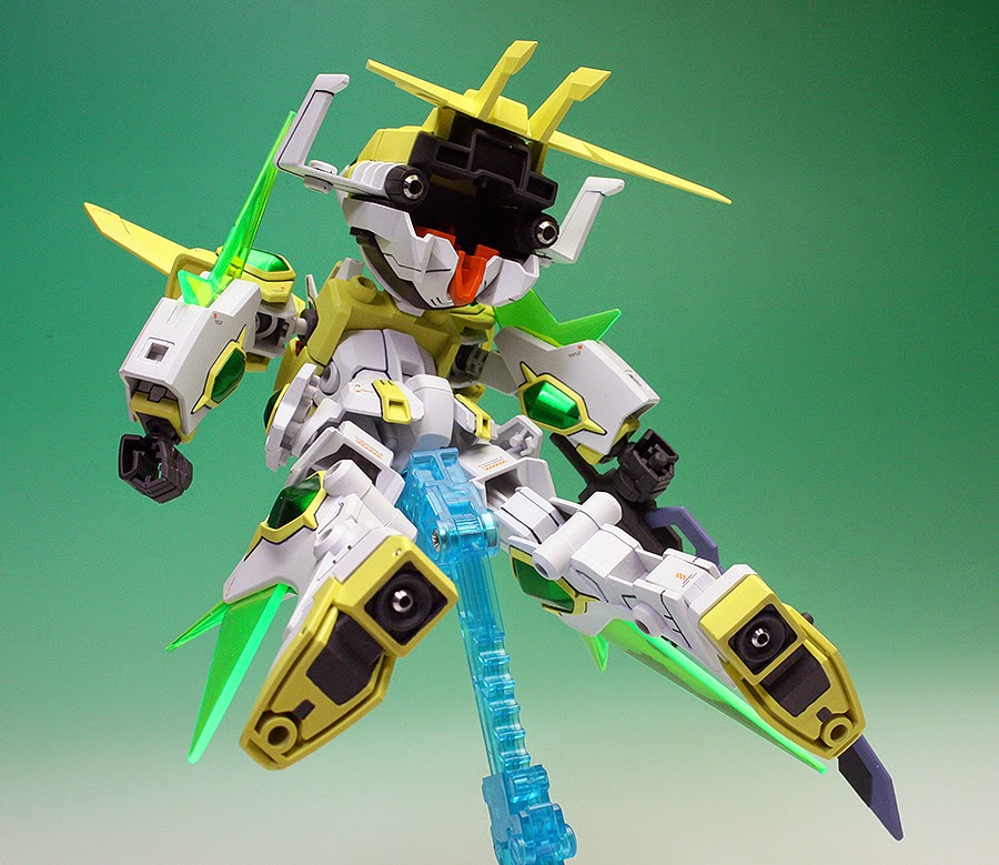 Custom Build: SDBF Star Winning Gundam + Real Form