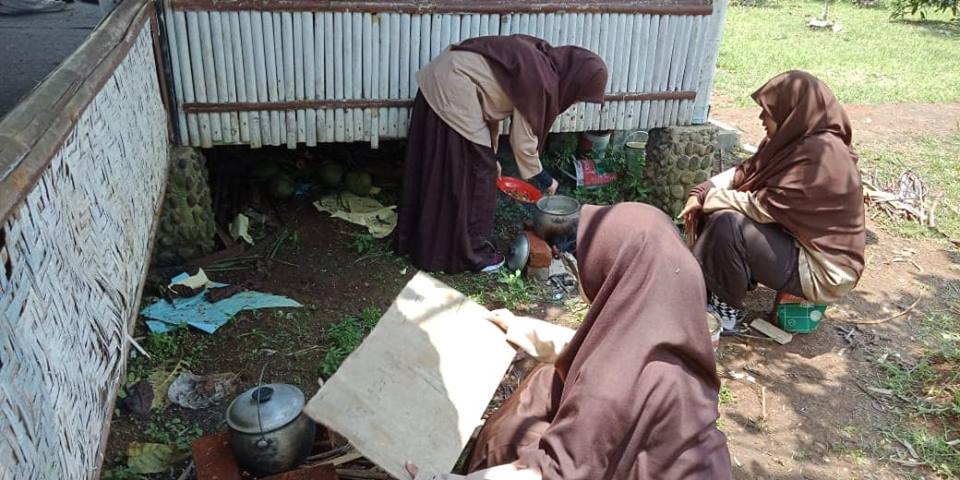 SMP KHALIFAH BOARDING SCHOOL SUKABUMI