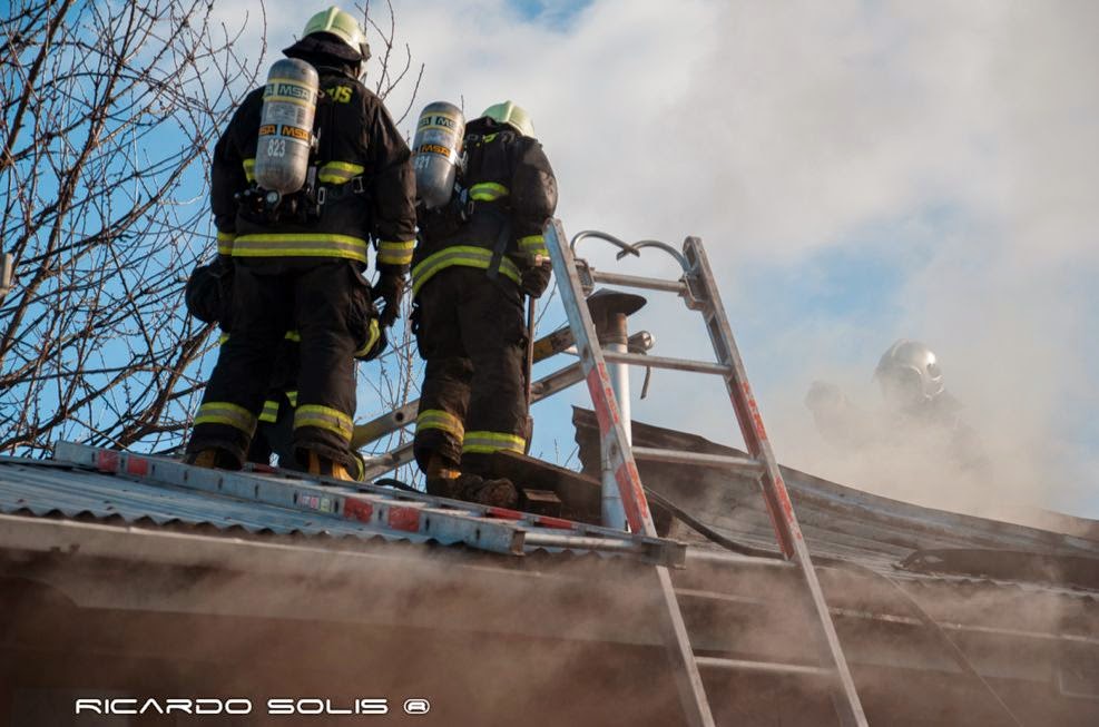 Incendio de este lunes afectó a tres familias en Osorno [fotos] - PL Prensa