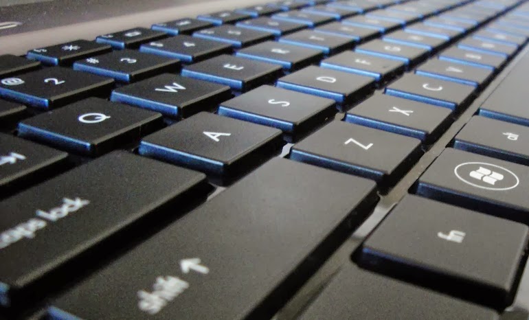 Mengenal Fungsi Tombol Pada Keyboard Laptop/Komputer ~ Sewa Komputer Murah