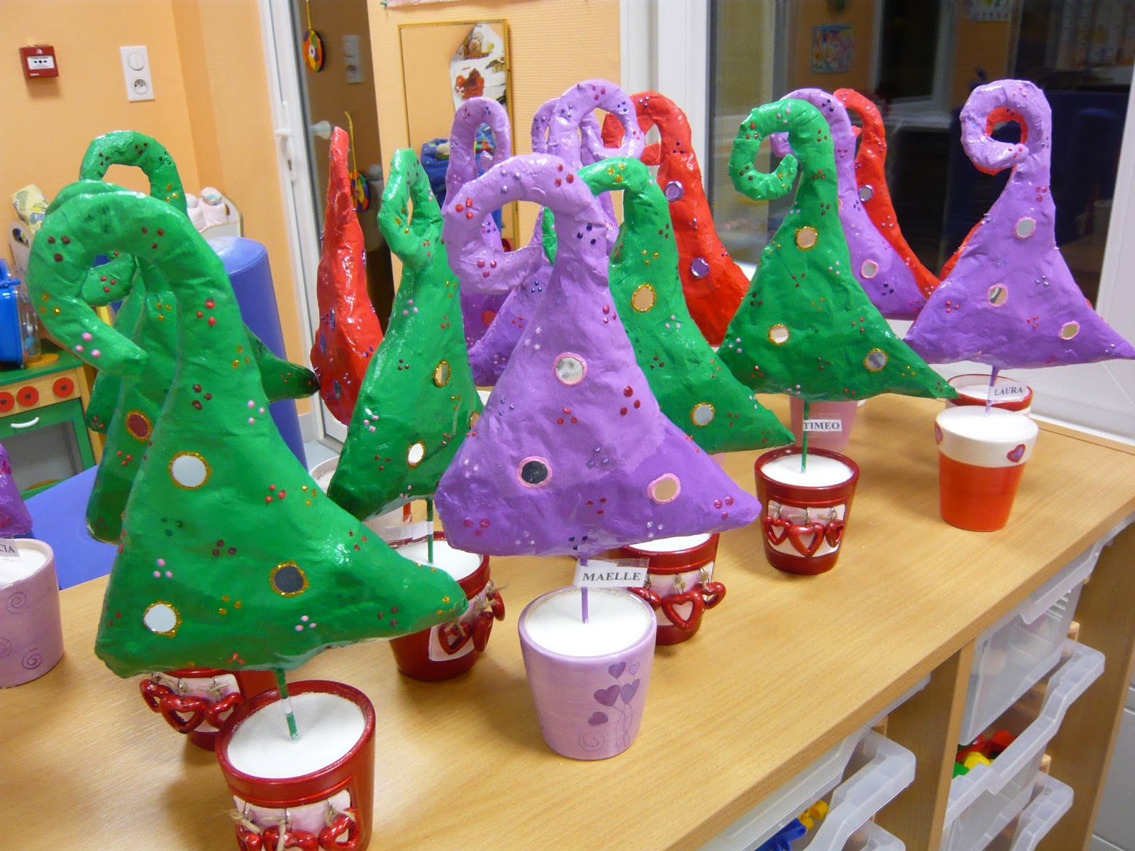 Sapins à la manière de Eléna Kogan...