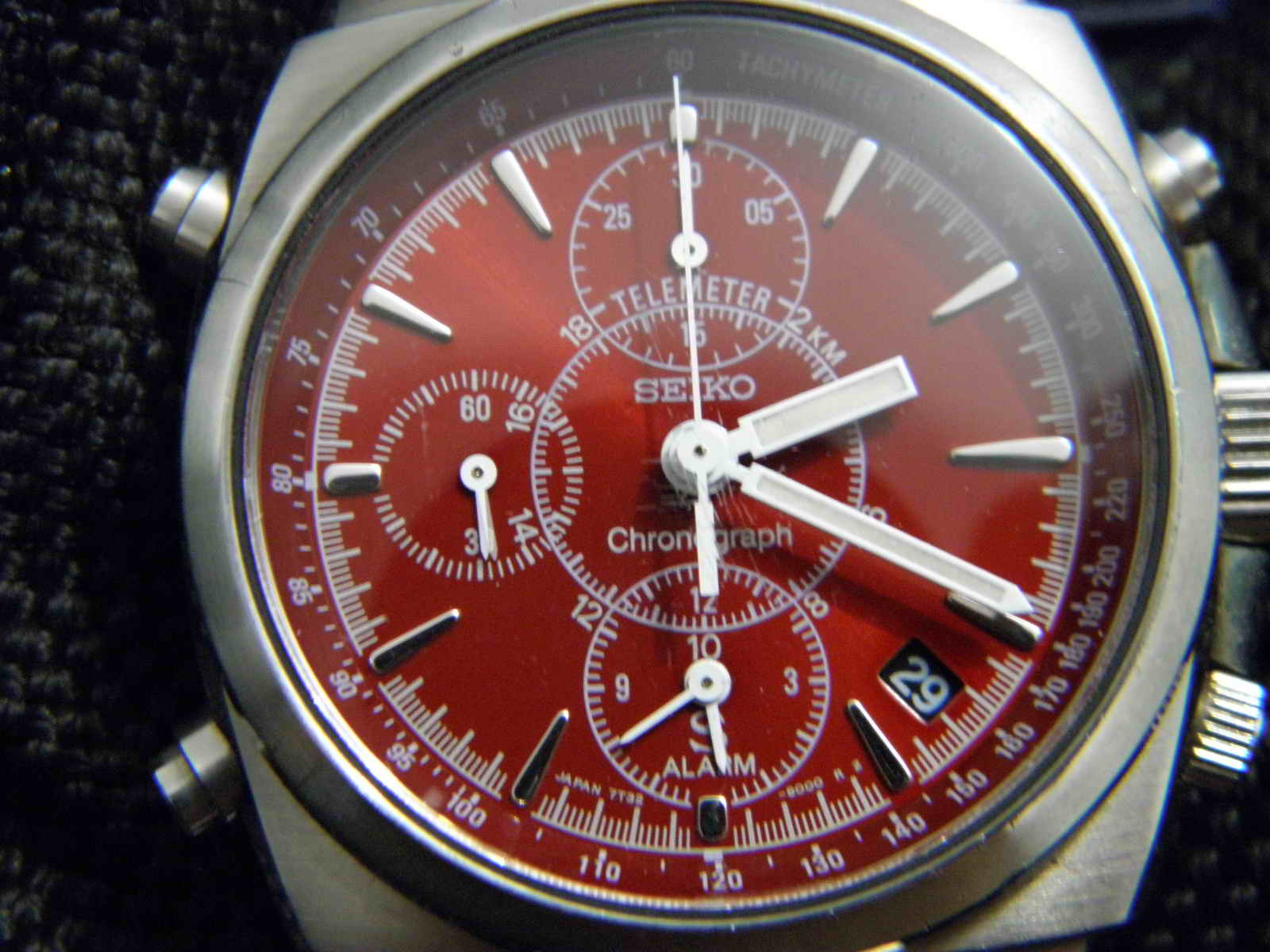 kiosku: sold, seiko chronograph telemeter