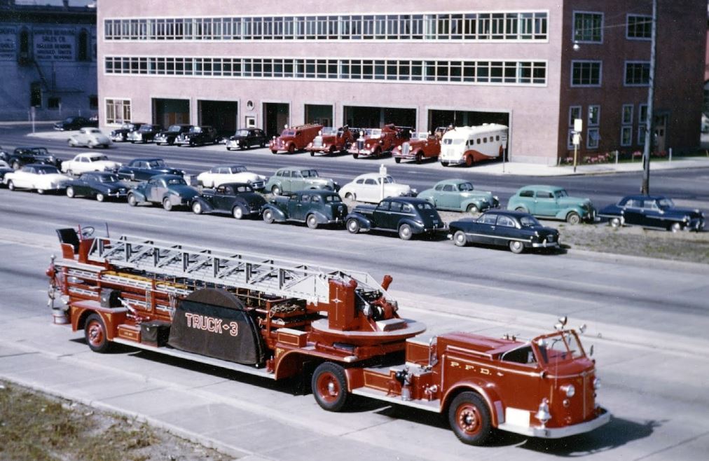 Just A Car Guy: great looking 1950s fire dept