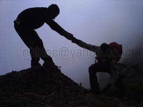 Suka menolong orang lain bisa bikin panjang umur | FREEDOM OF ADVENTURE