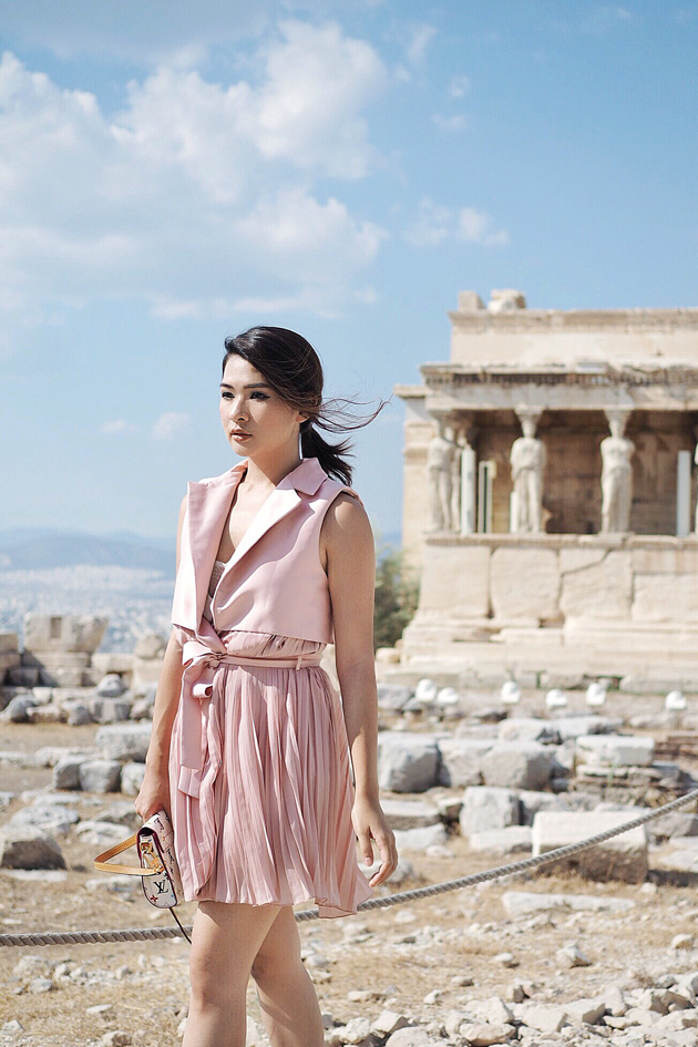 Brown Platform: Acropolis